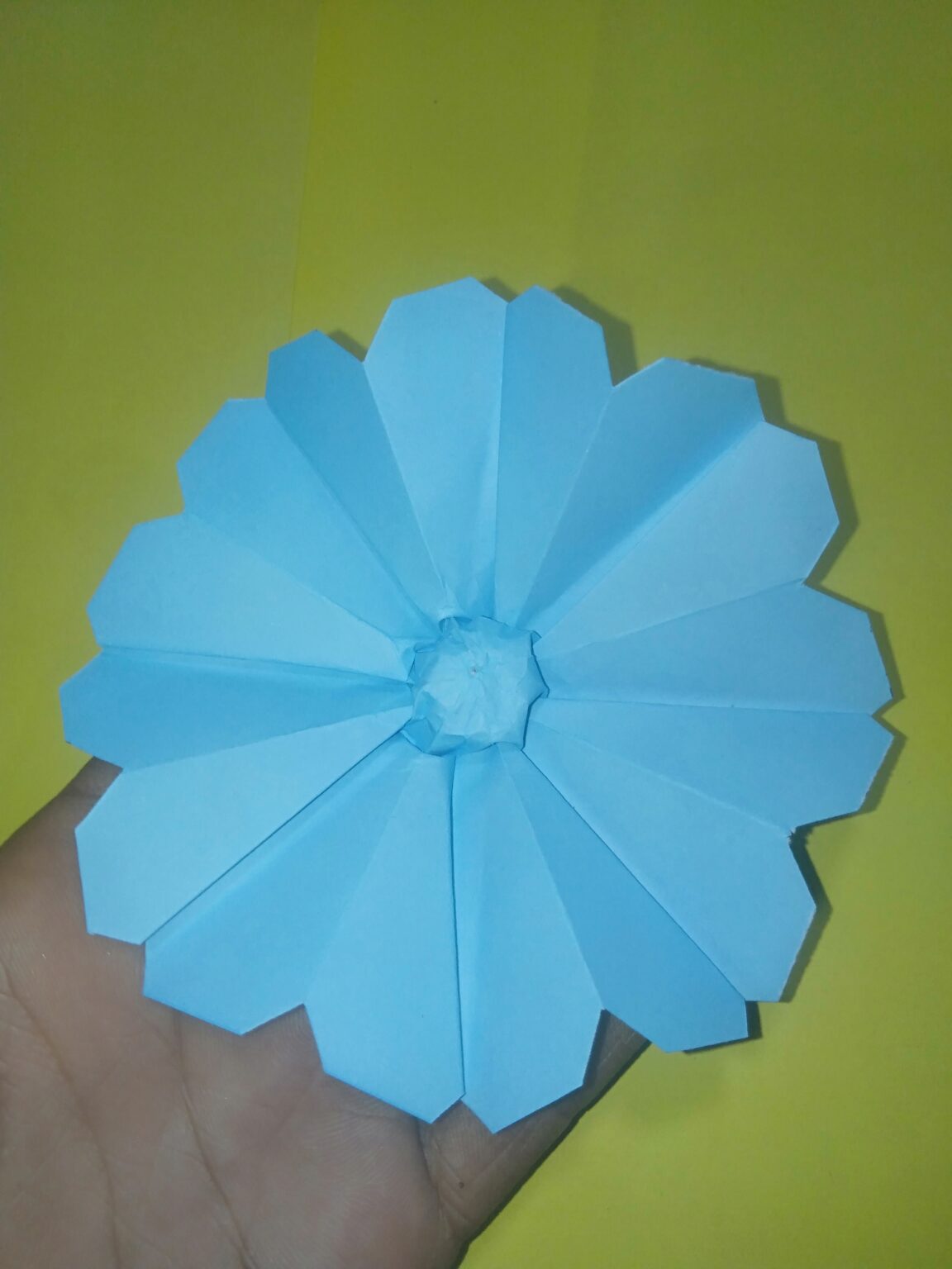 How To Make Origami Daisy? Beginners Guide