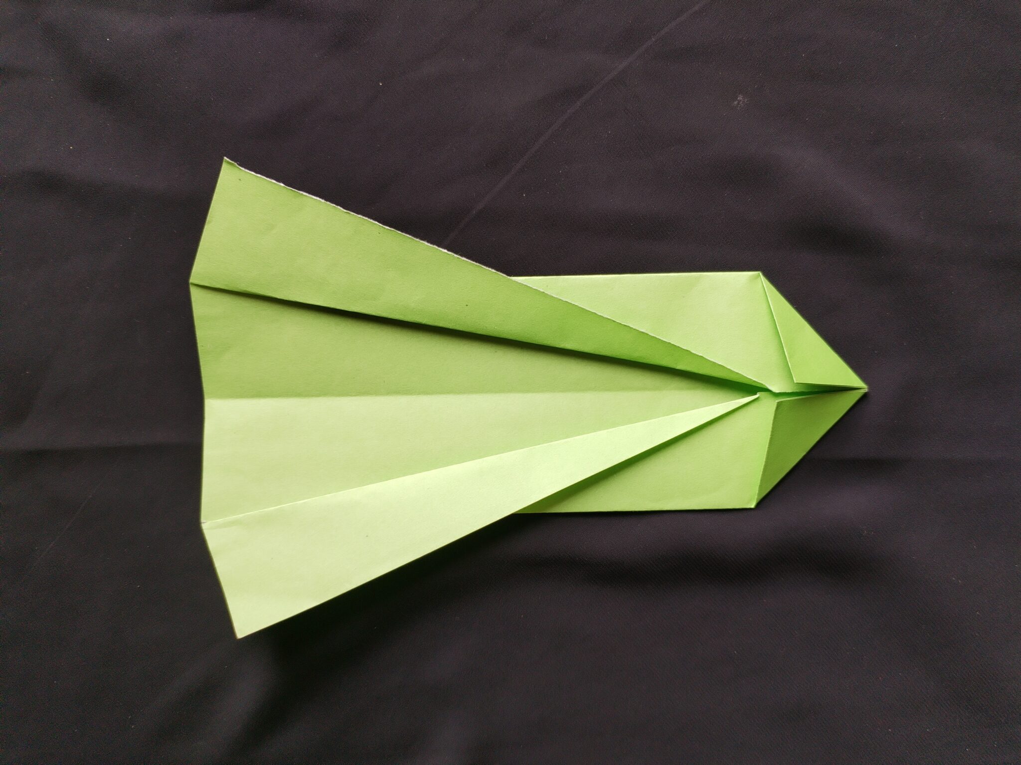 How to Make the Headhunter Paper Airplane