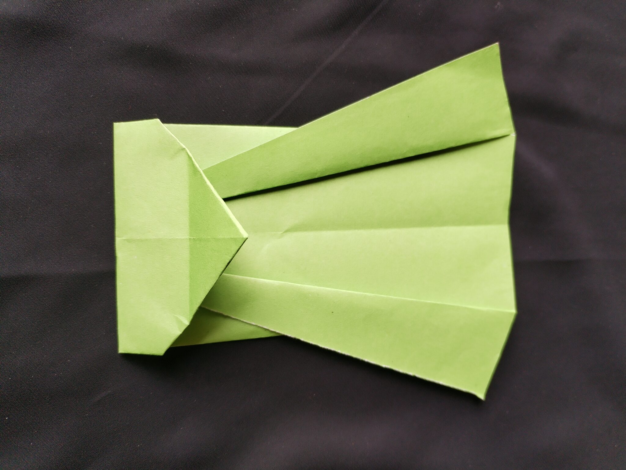 How to Make the Headhunter Paper Airplane