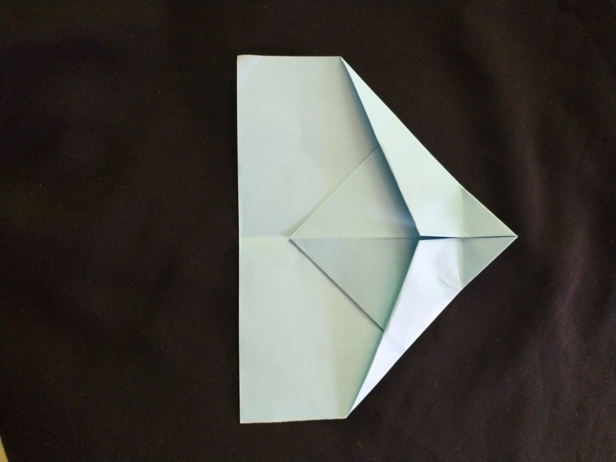 Professional Paper Airplane - Easy To Follow Guide