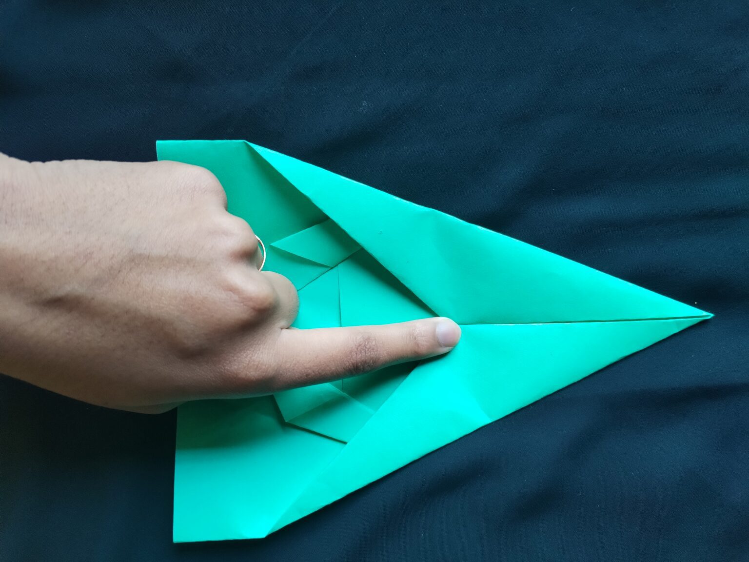 Jet Fighter paper Airplane - Easy To Follow Guide