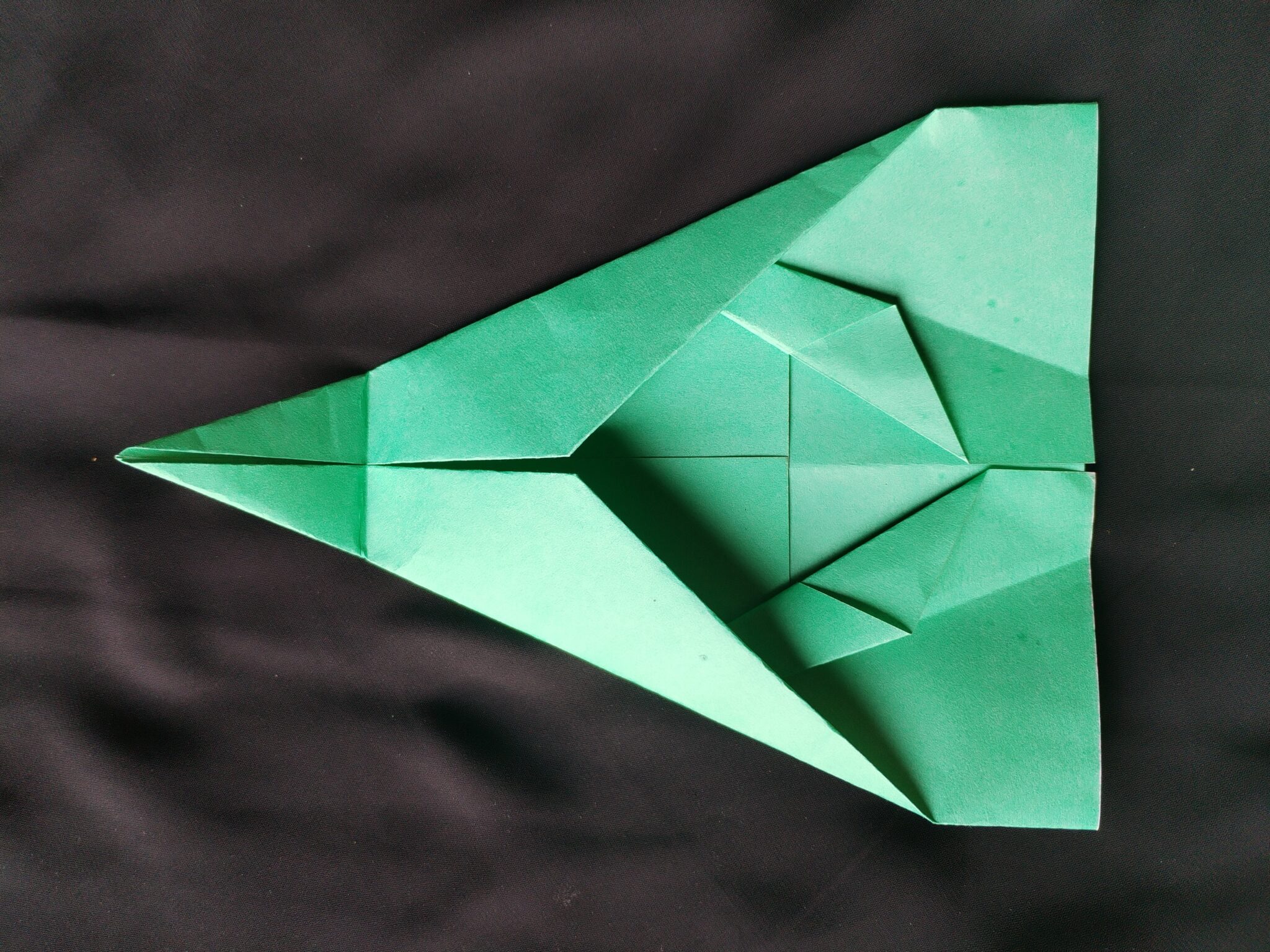 Jet Fighter paper Airplane - Easy To Follow Guide