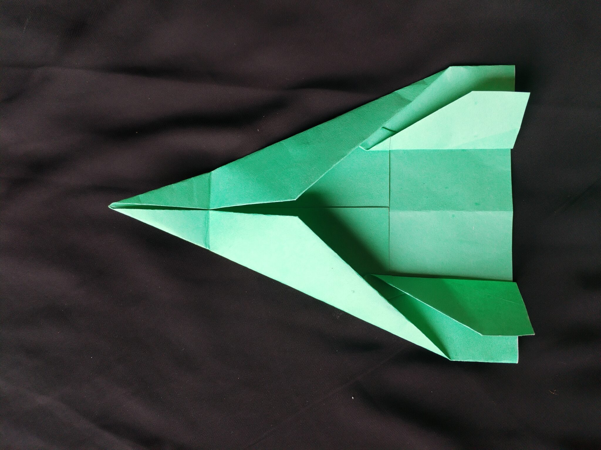 Jet Fighter paper Airplane - Easy To Follow Guide