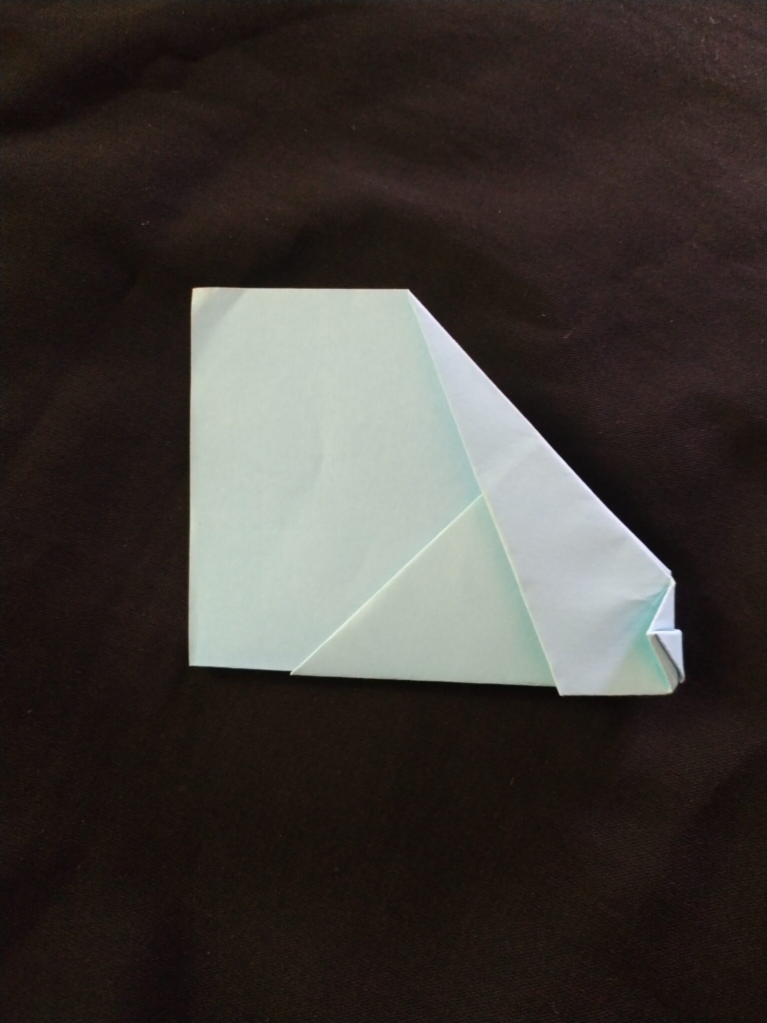 Professional Paper Airplane - Easy To Follow Guide