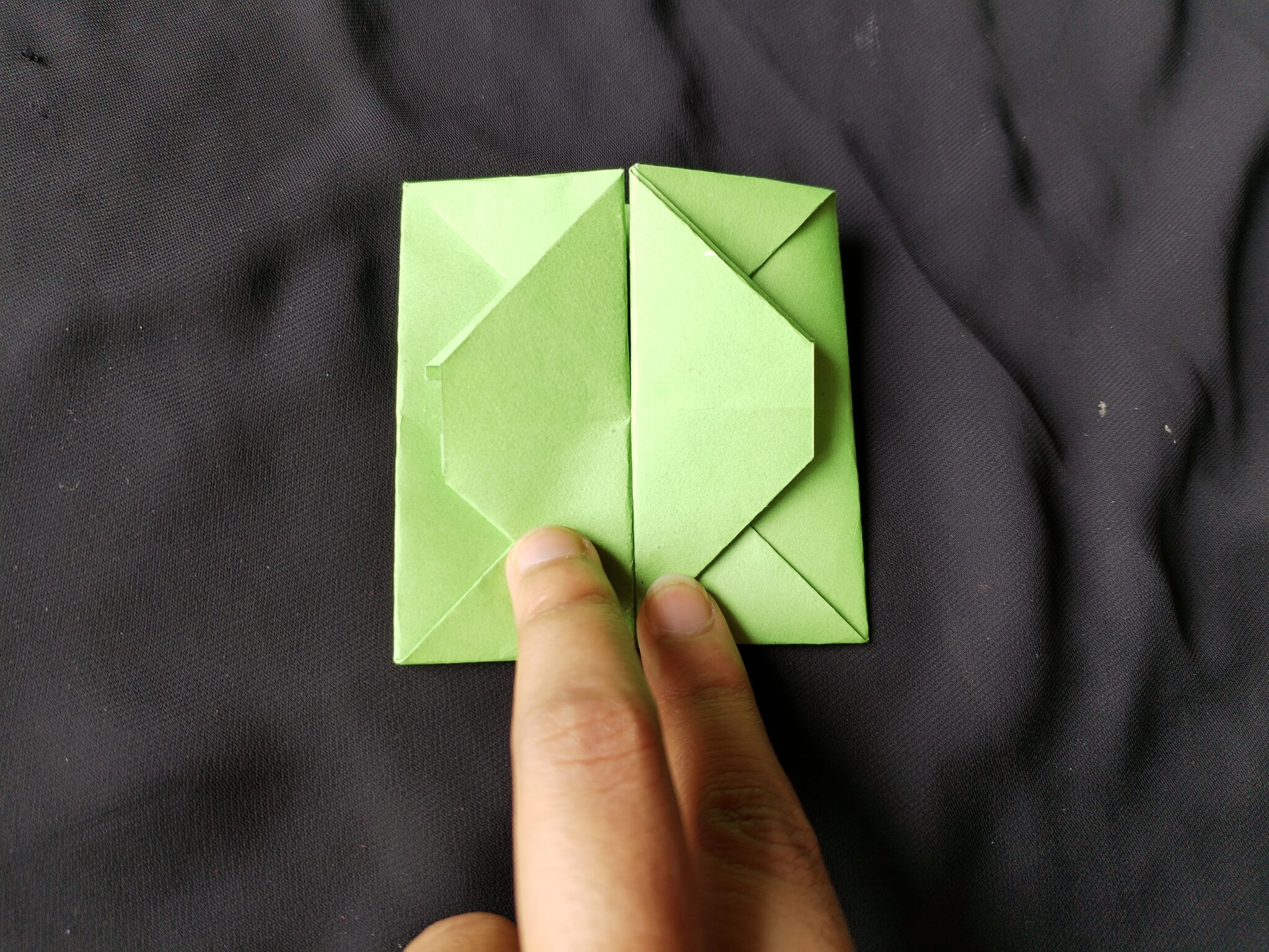 A Step-by-Step Guide to Origami Envelope Box