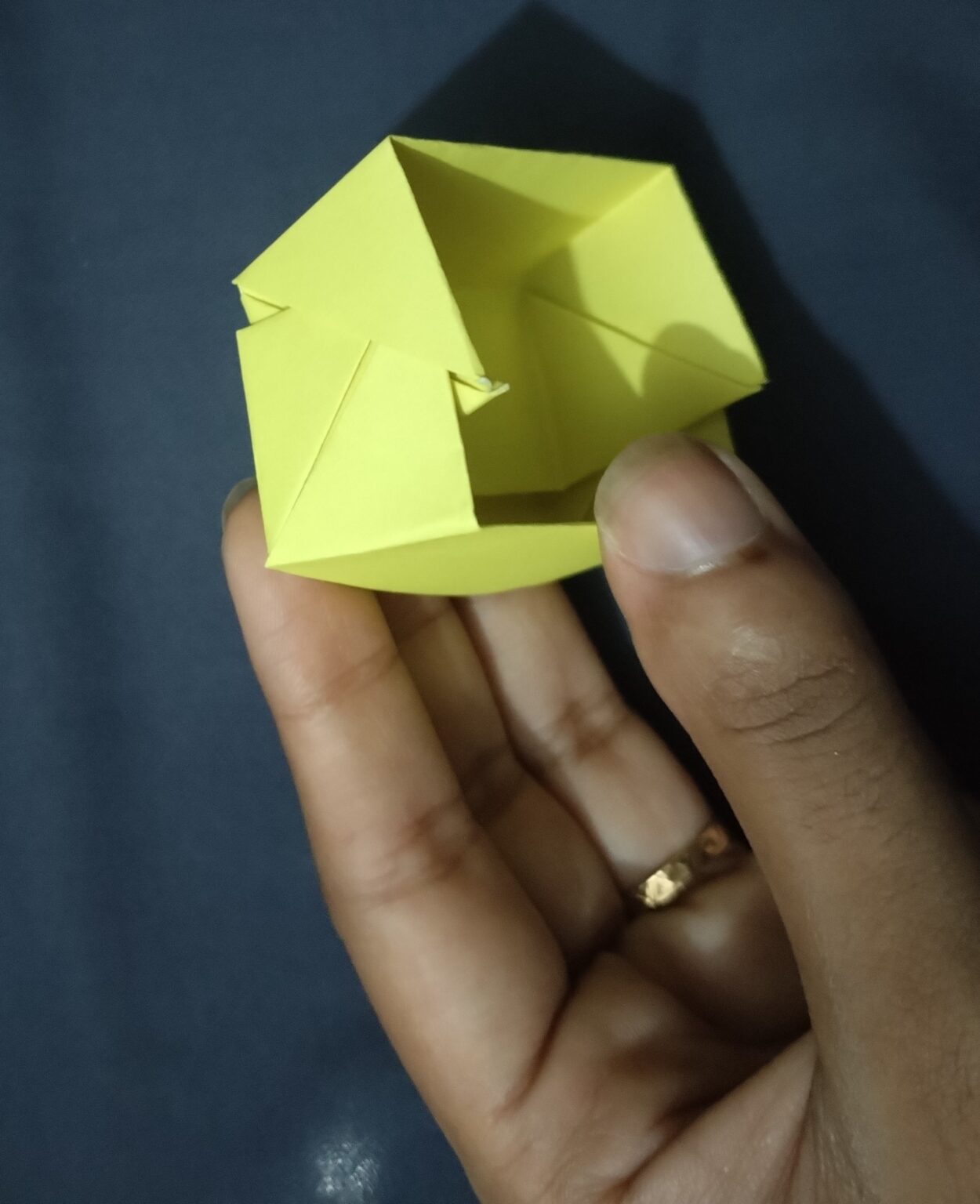 Origami Tissue Holder: A Step-by-Step Guide