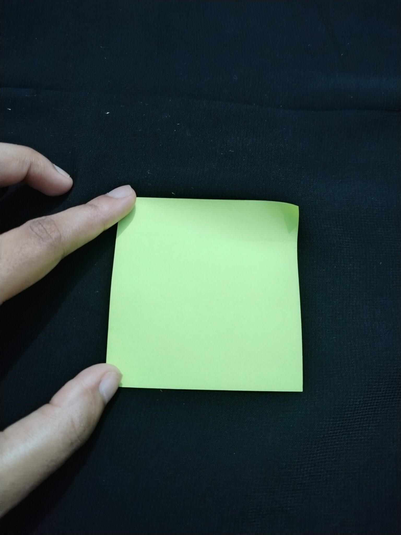 Sticky Note Origami Frog: A Simple Step-by-Step Guide