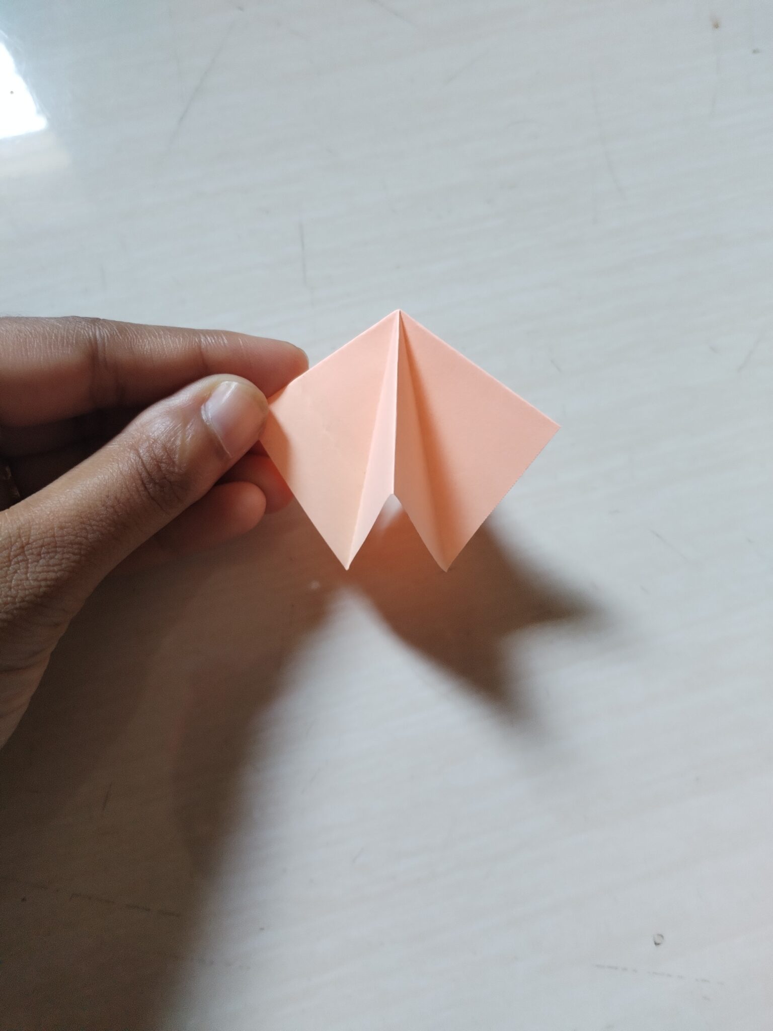 Sticky Note Origami Crane: A Fun and Creative Folding Project