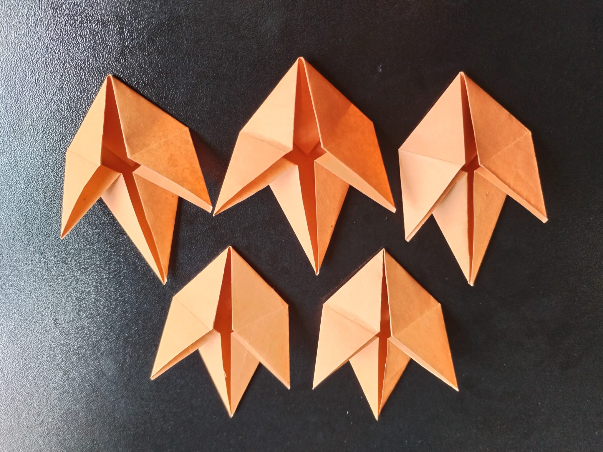 Easy Origami Maple Leaf: Step-by-Step Guide for Beginners and Experts